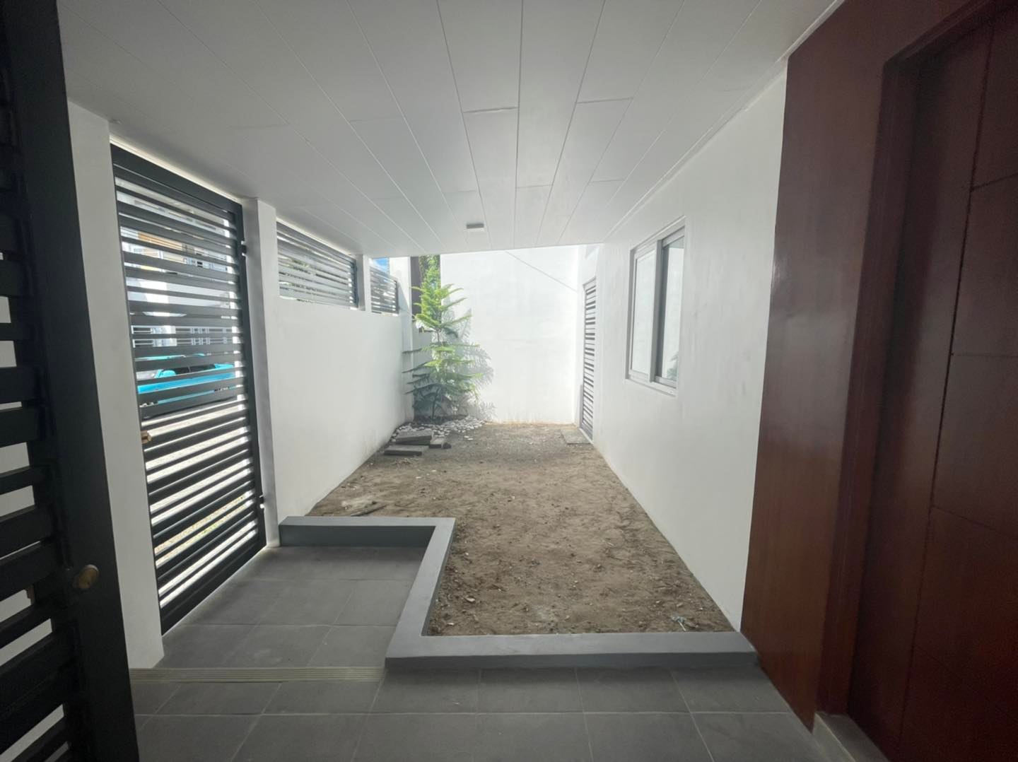 NEW MODERN CONTEMPORARY CHEER HOUSE WITH POOL IN ANGELES CITY NEAR ...