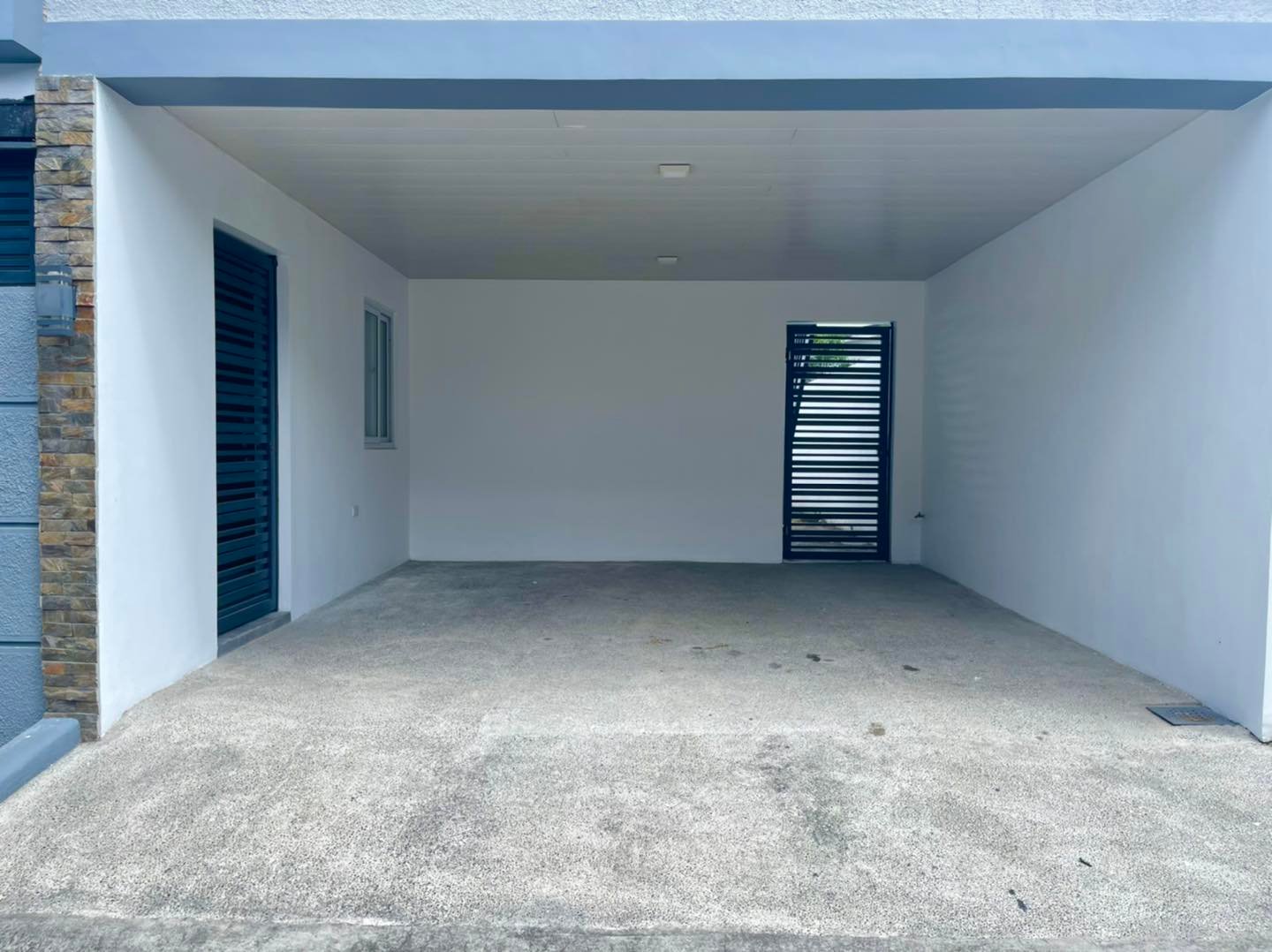 NEW MODERN CONTEMPORARY CHEER HOUSE WITH POOL IN ANGELES CITY NEAR ...