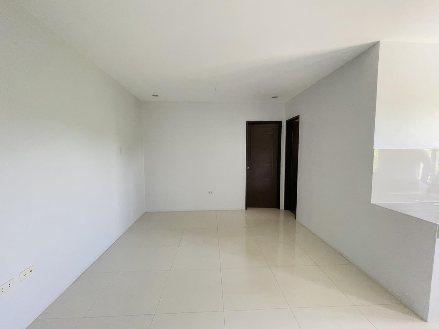 FOR SALE / RENT PRE OWNED THREE STOREY CONDO TYPE APARTMENT WITH ...