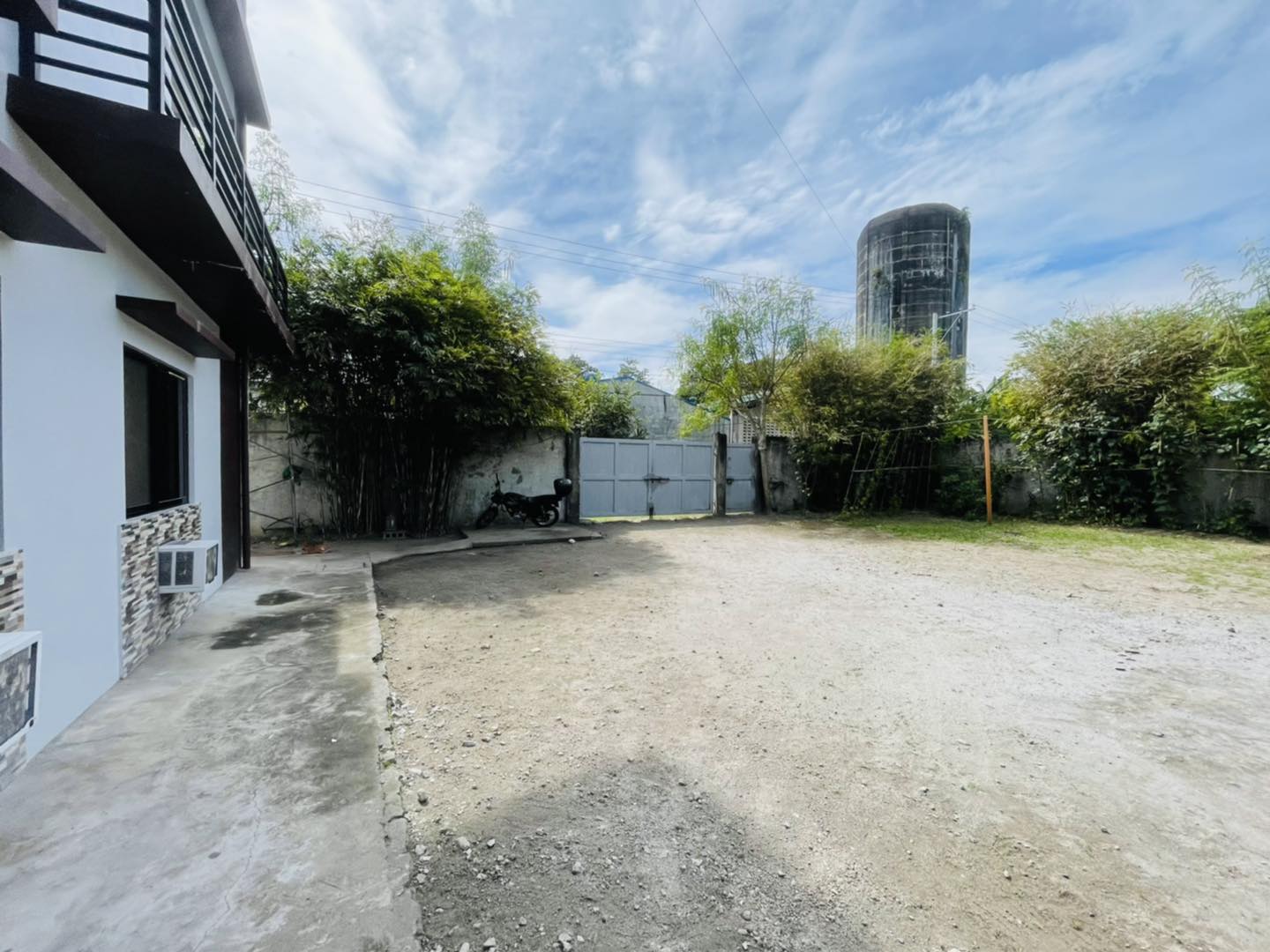 FOR SALE / RENT PRE OWNED THREE STOREY CONDO TYPE APARTMENT WITH ...