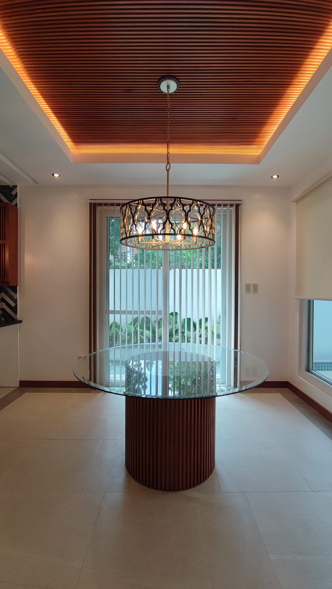 FOR SALE MODERN TROPICAL HOME IN ANGELES CITY NEAR MARQUEE MALL ...